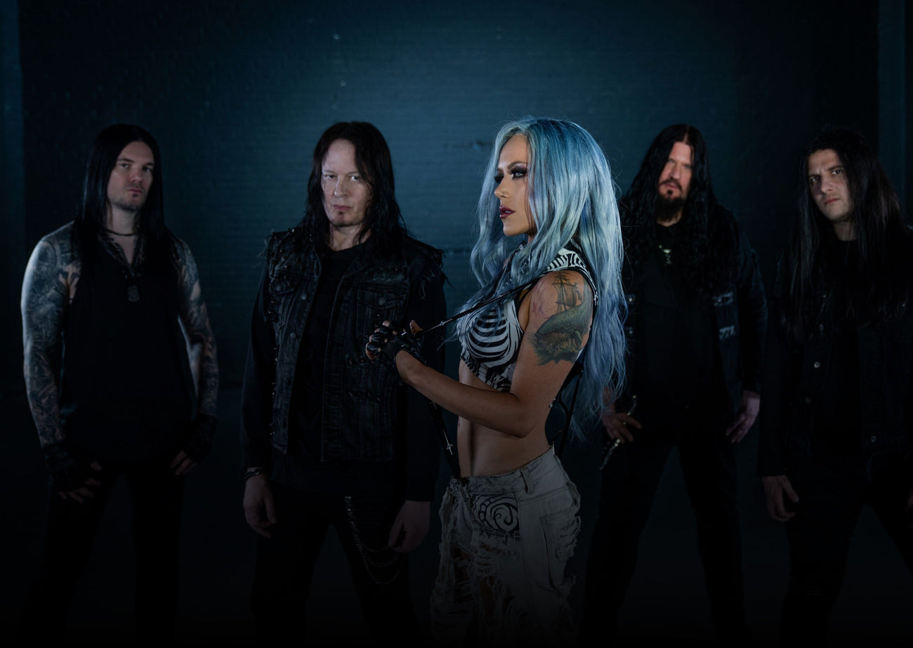 Arch Enemy: Rumors About New Vocalist After White-Gluz