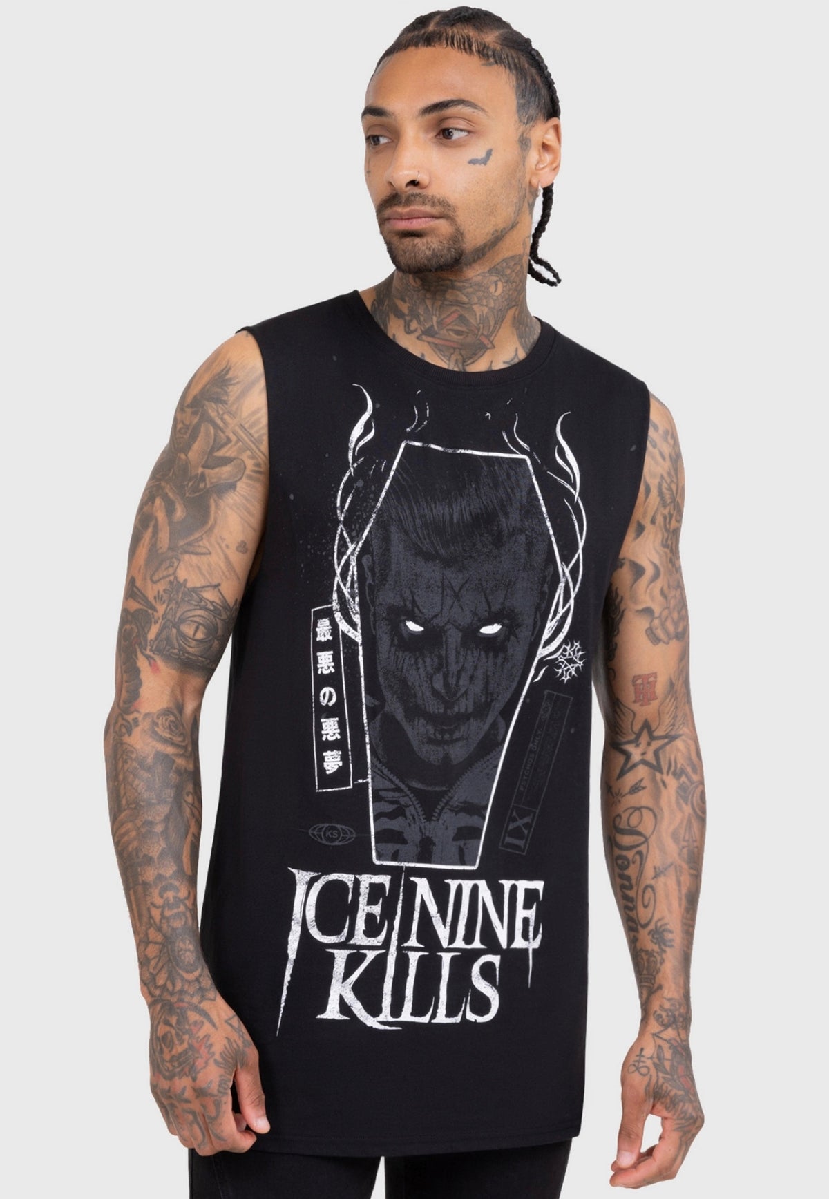 Stay cozy: Find your new favourite jacket at Impericon