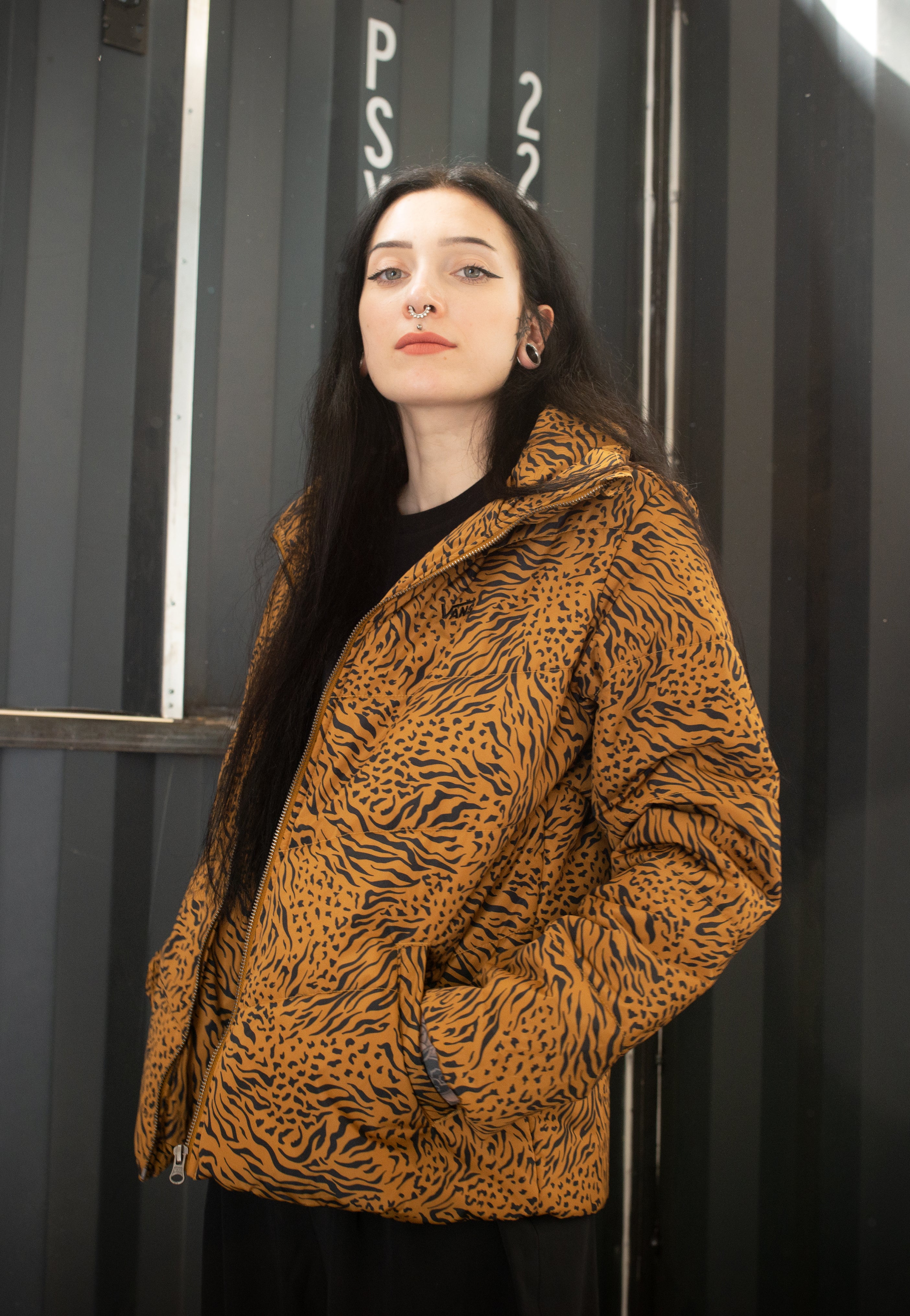 Vans - Foundry Print Puff MTE Golden Brown - Jacket | Impericon
