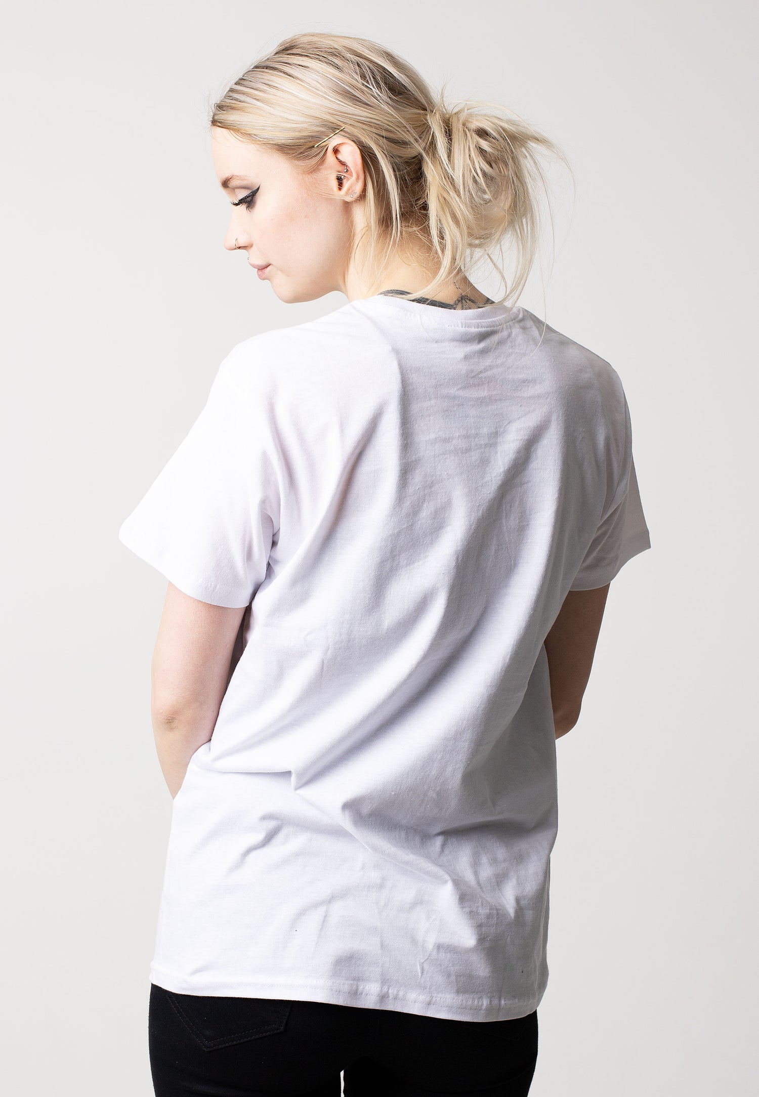 Universal Monsters - Anime Corpse White - T-Shirt | Impericon